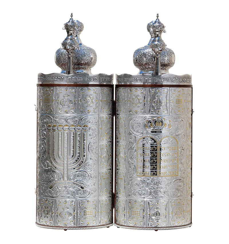 Mizmor Lamnatseach David Crown Torah Case | Hadad Bros