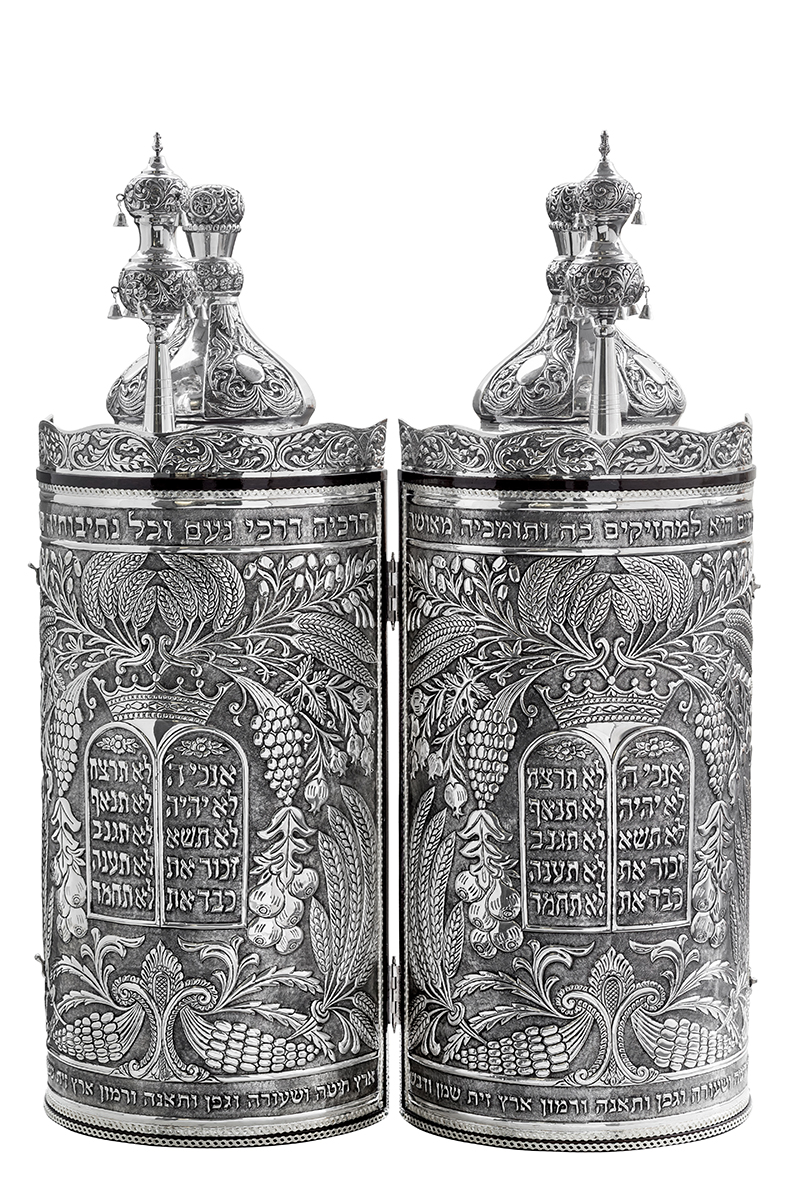 The New Seven Species Torah Case | Hadad Bros